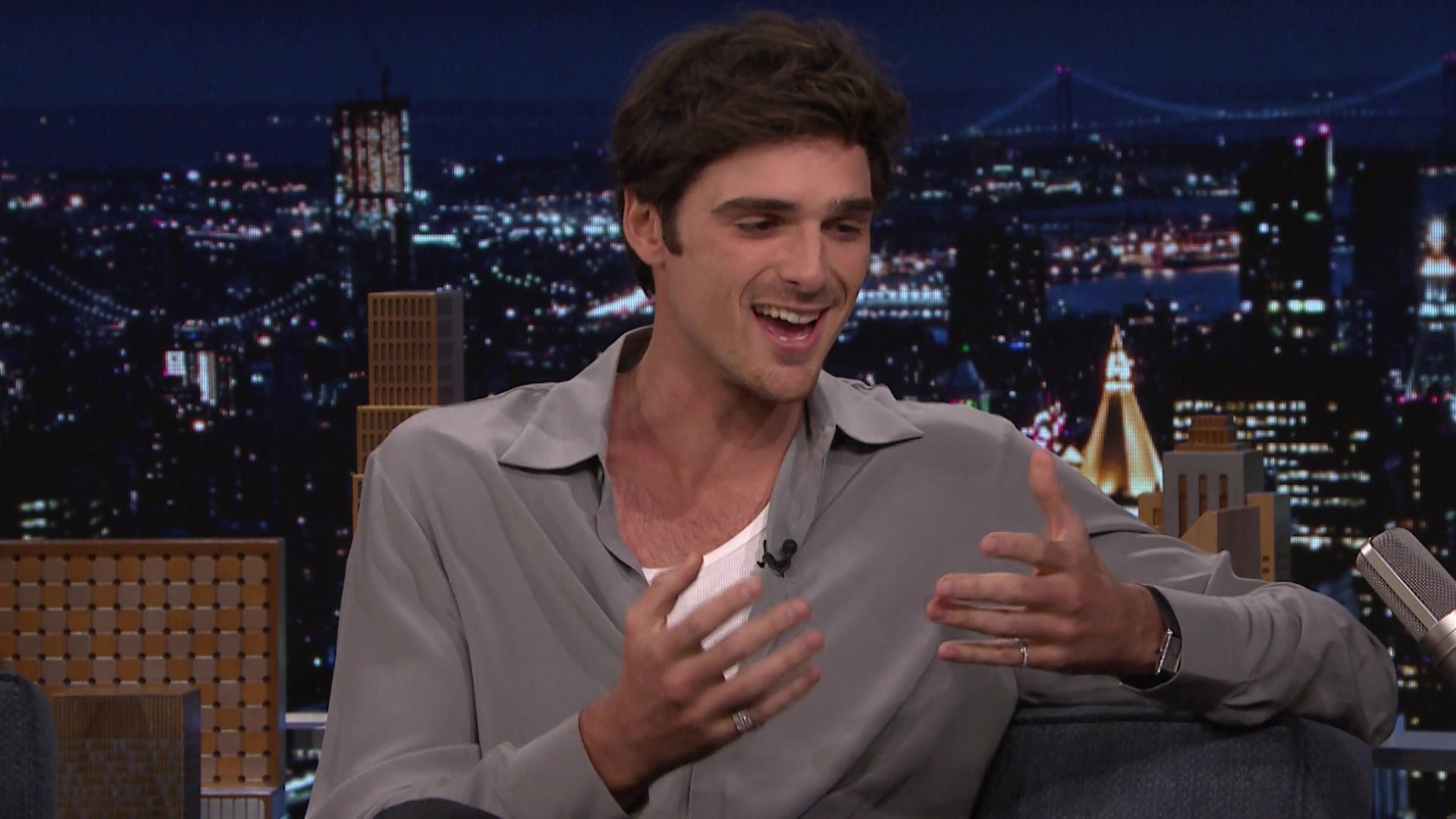 Oct 23 | The Tonight Show Starring Jimmy Fallon - 108 - Jacob Elordi Fan